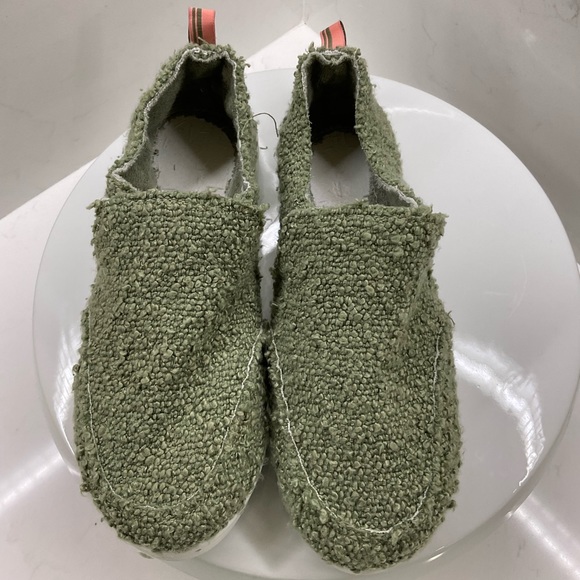 Vionic | Shoes | Vionic Beach Malibu Casual Womens Size 7 Slip On ...